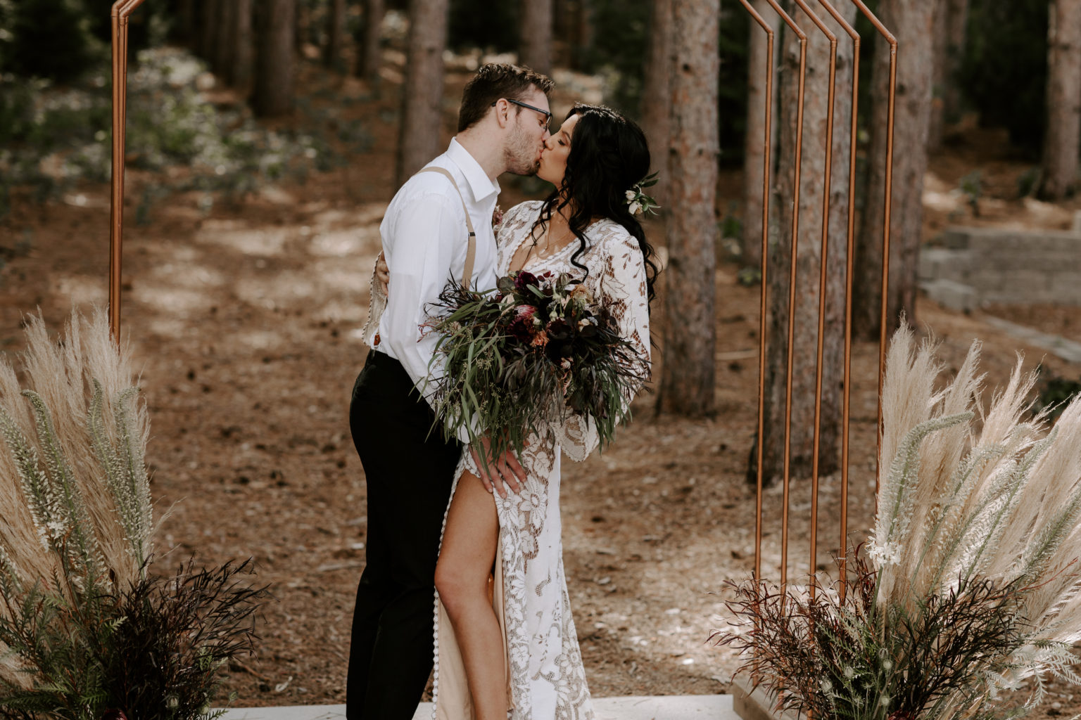 Northern Minnesota Elopement at Pinewood Wedding Venue || Minnesota ...