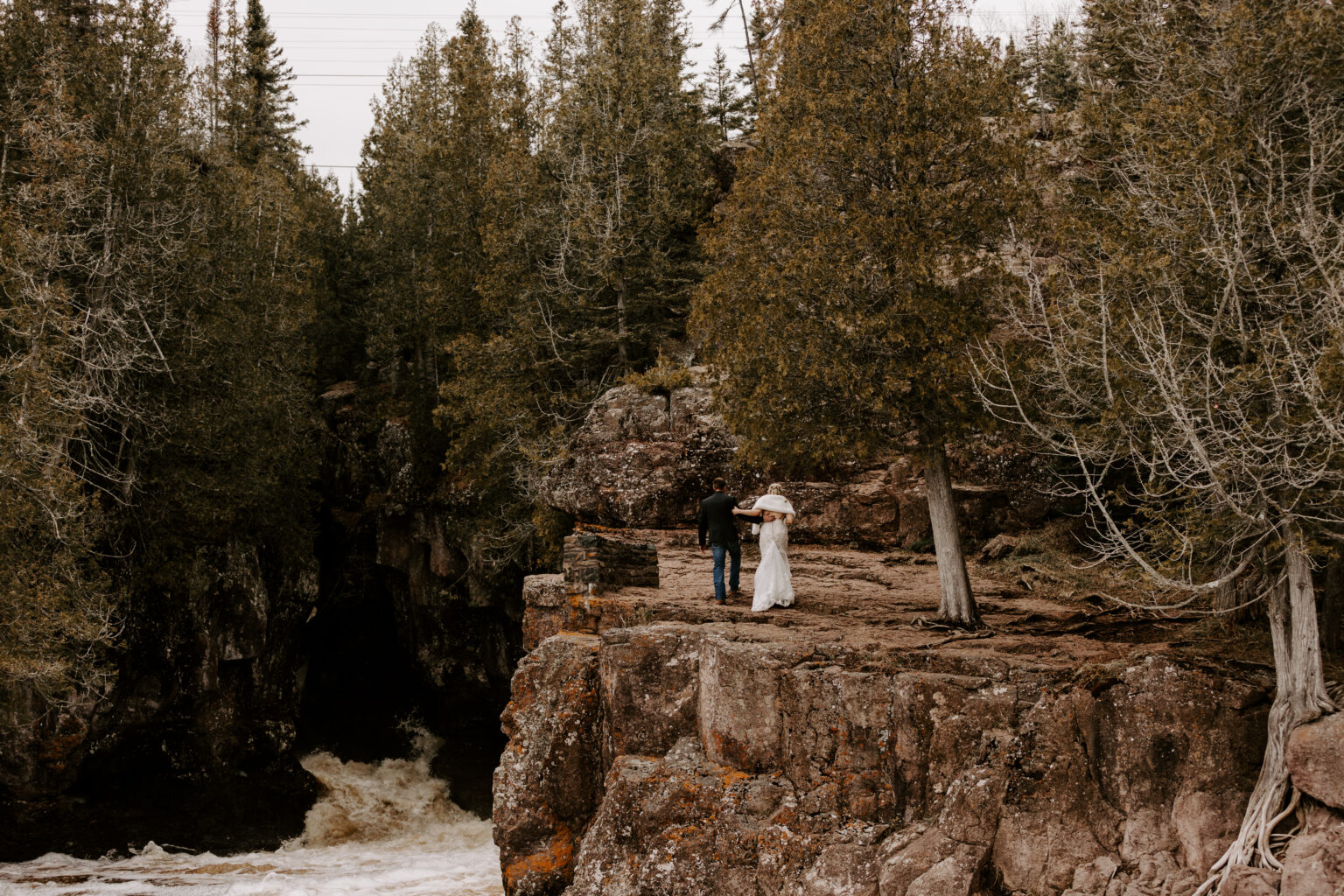 How to Elope in Minnesota - Samantha Burke Photography
