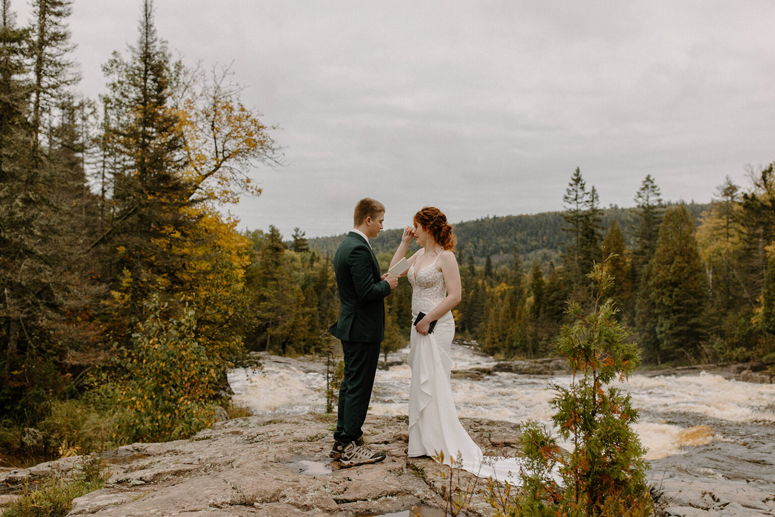 How to Elope in Minnesota - Samantha Burke Photography